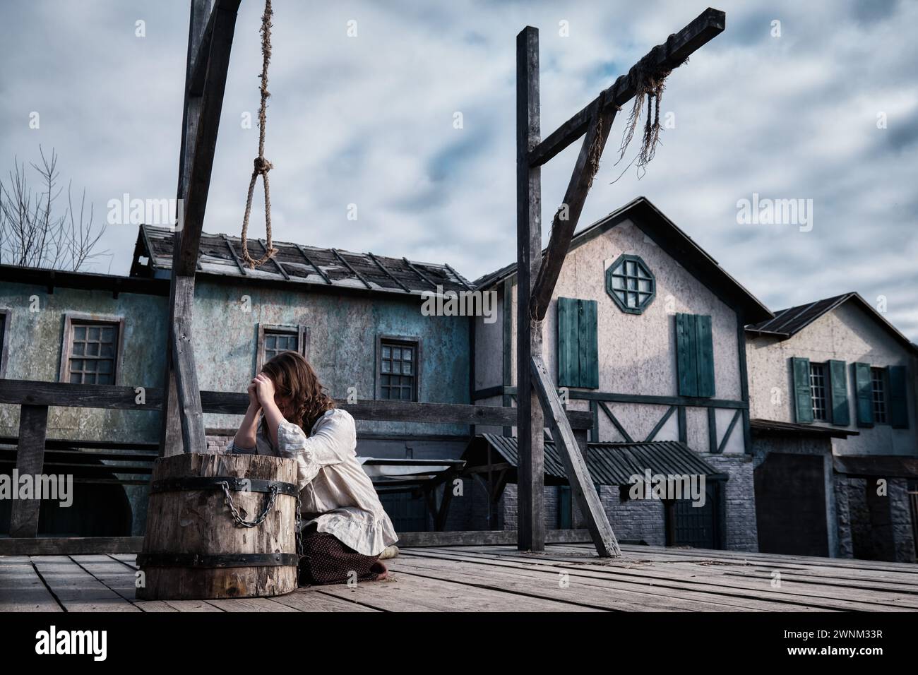 Middle ages woman execution hi-res stock photography and images - Alamy