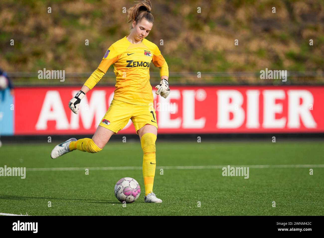 Femke liefting goalkeeper of az hi-res stock photography and images - Alamy