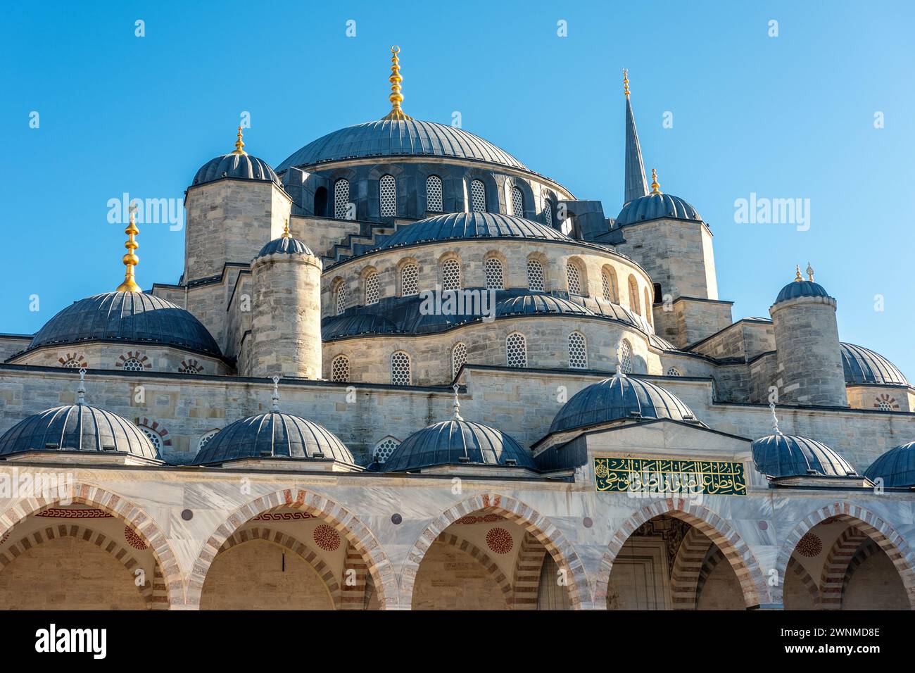 Blue mosque istanbul close up hi-res stock photography and images - Alamy