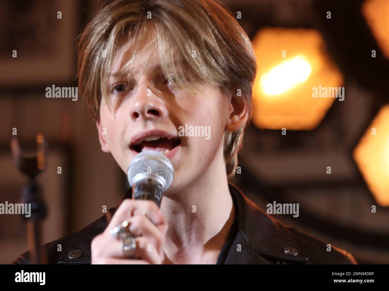 Countrysänger Mason Ramsey beim C2C 2024 in Berlin Auftritt beim ...