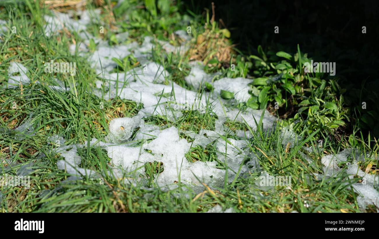 Change image in british hi-res stock photography and images - Alamy