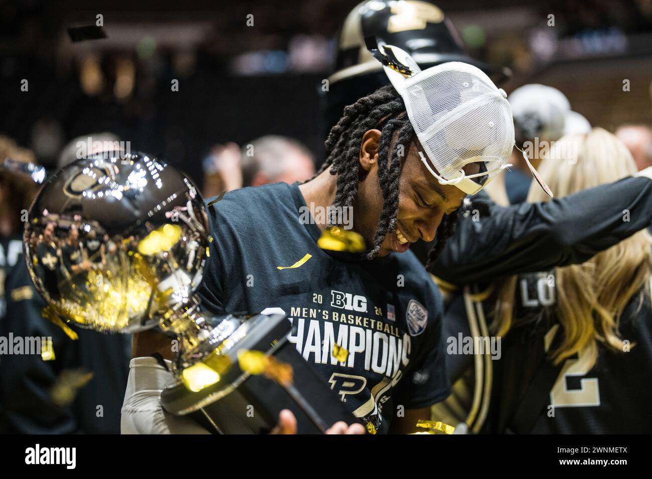 Big ten trophy hi-res stock photography and images - Alamy