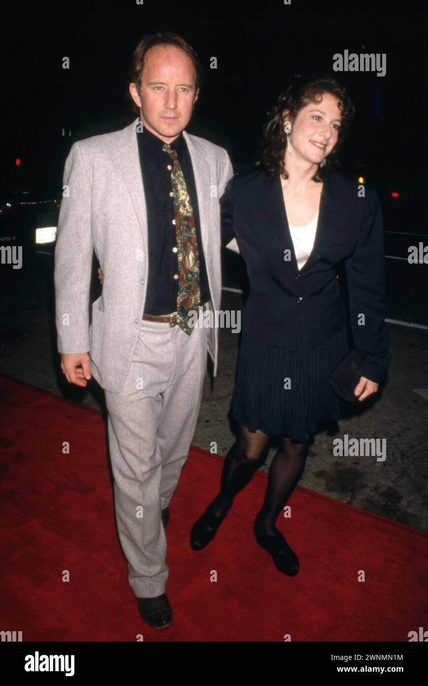 Debra winger and arliss howard hi-res stock photography and images - Alamy
