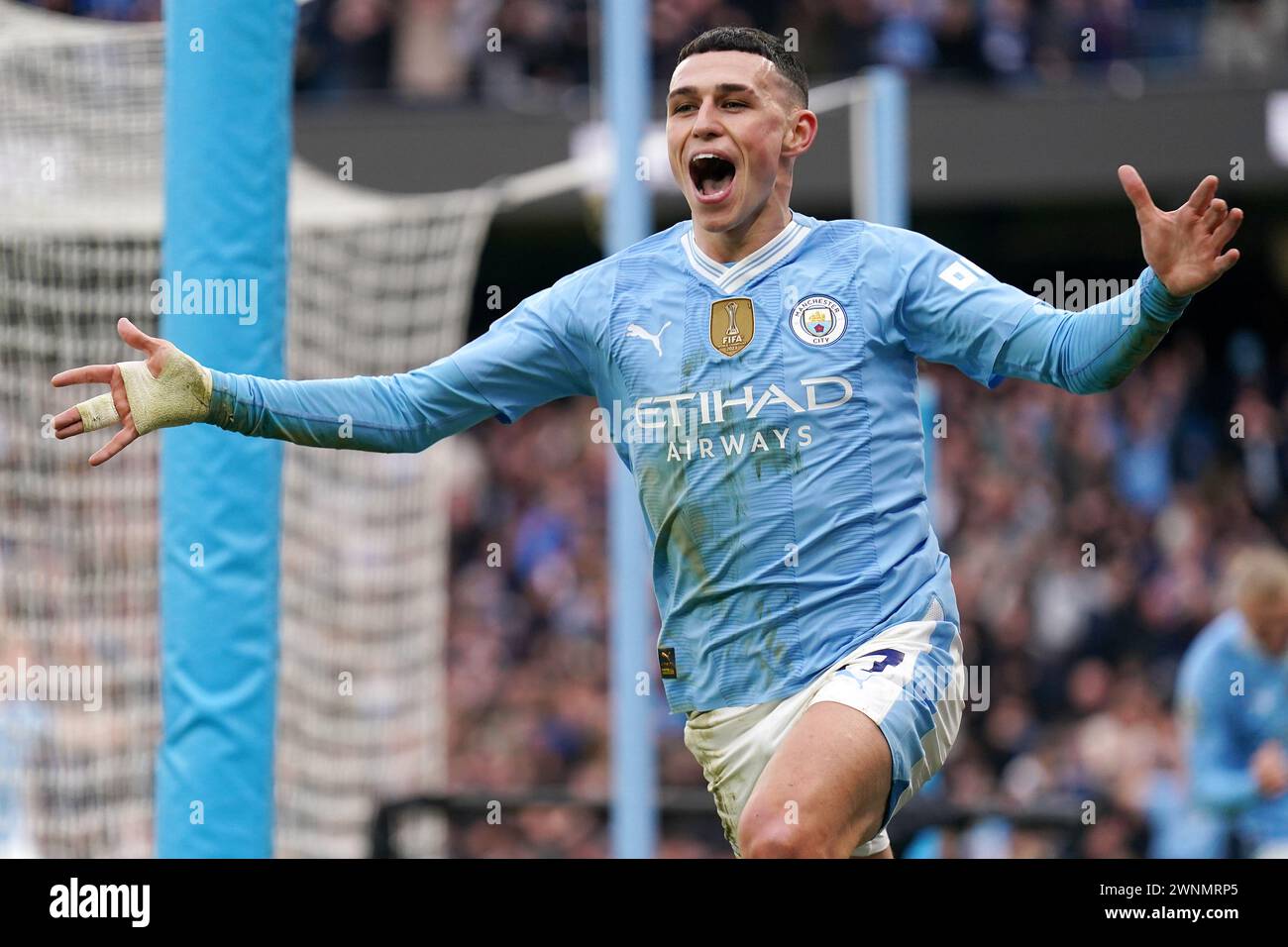 Manchester City's Phil Foden celebrates scoring their side's second ...