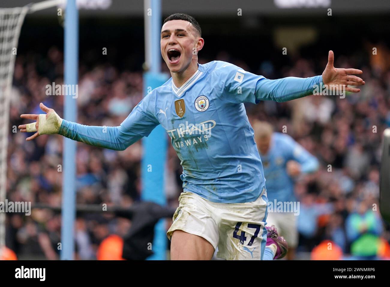 Manchester City's Phil Foden celebrates scoring their side's second ...