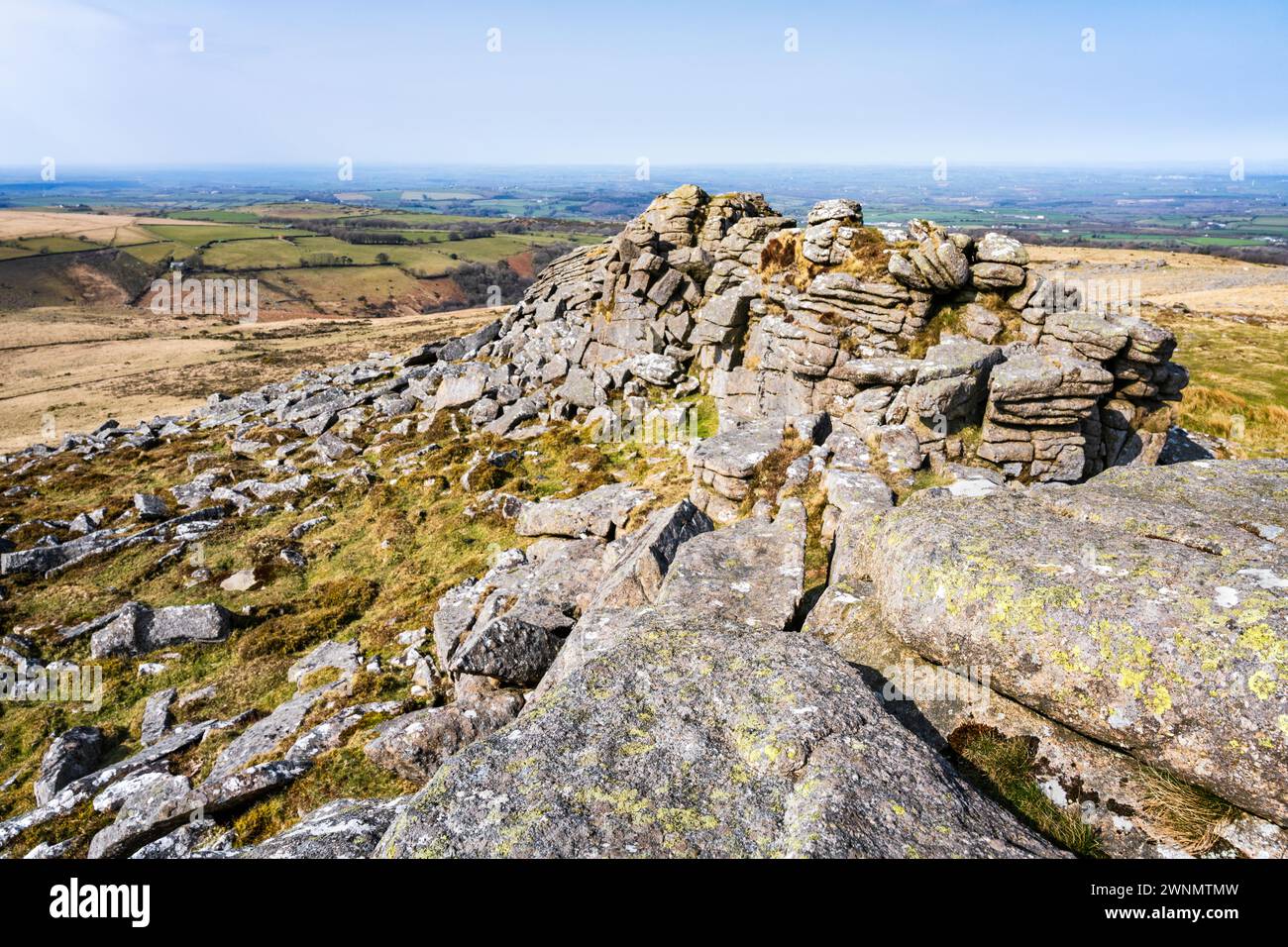 Rock outcropping on Belstone Tor, Dartmoor National Park, Devon ...