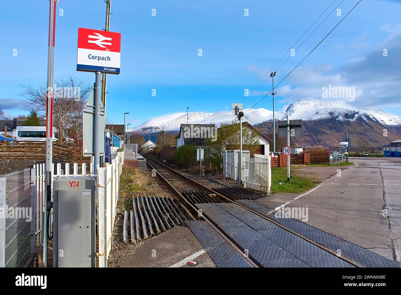 Fort william railway station hi-res stock photography and images - Alamy