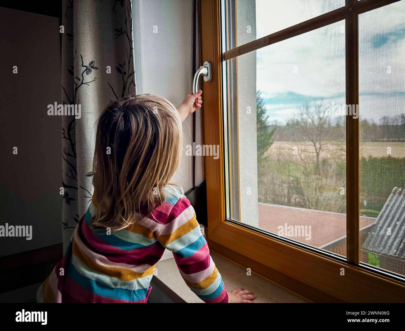 Tür fall hi-res stock photography and images - Alamy