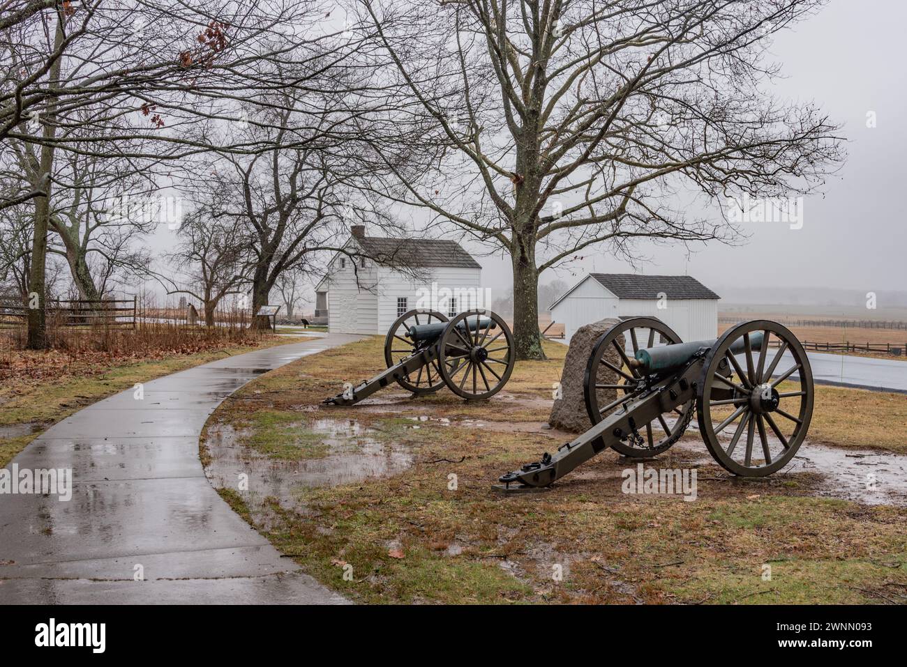 Abraham bryan barn hi-res stock photography and images - Alamy