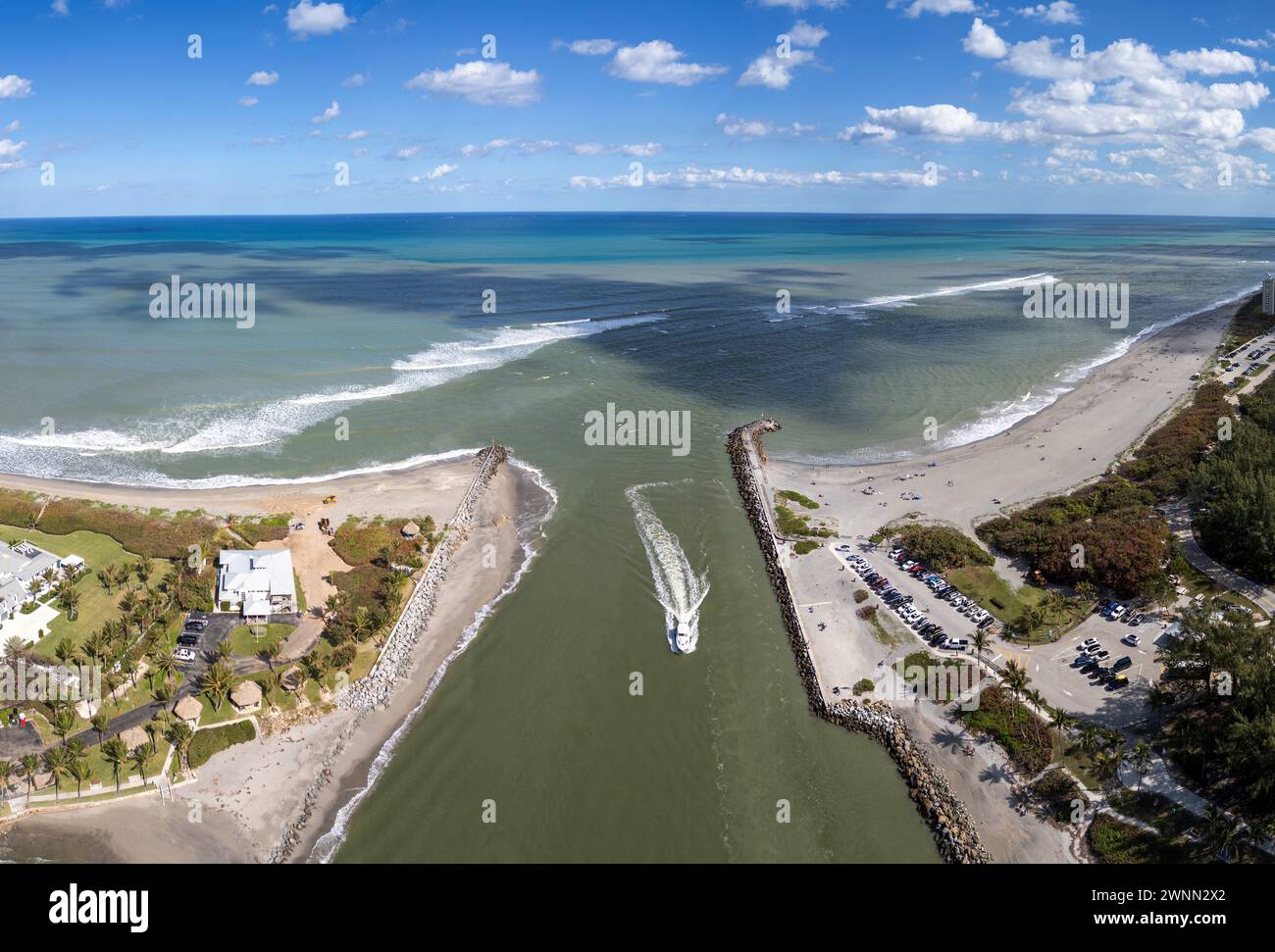 An aerial view of Jupiter Inlet in Florida, USA Stock Photo - Alamy