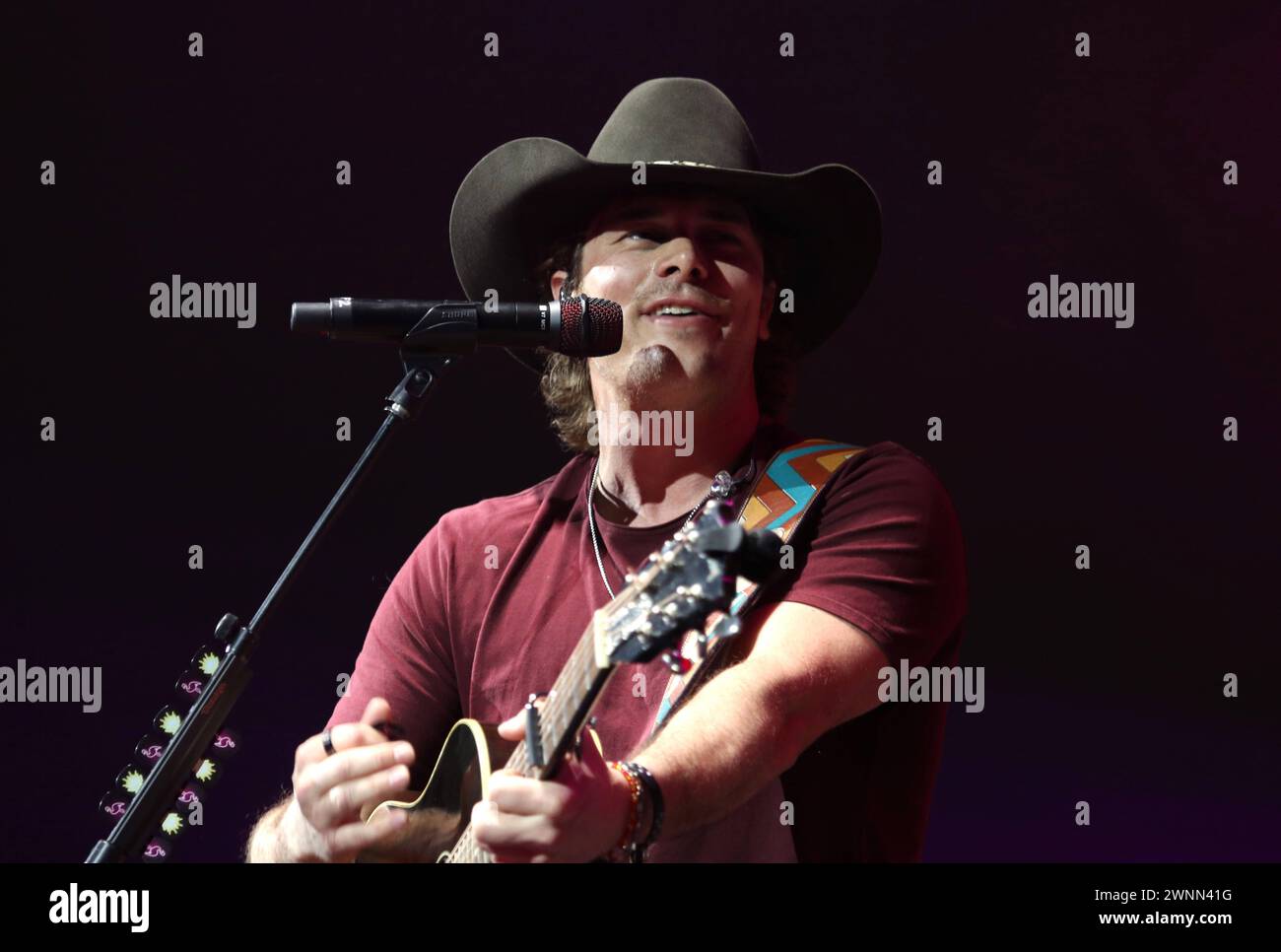 Countrysänger Randall King beim C2C 2024 in Berlin Auftritt beim ...