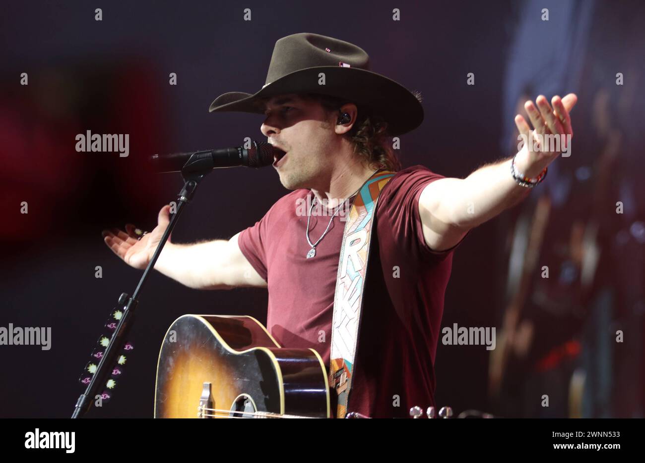 Countrysänger Randall King beim C2C 2024 in Berlin Auftritt beim ...