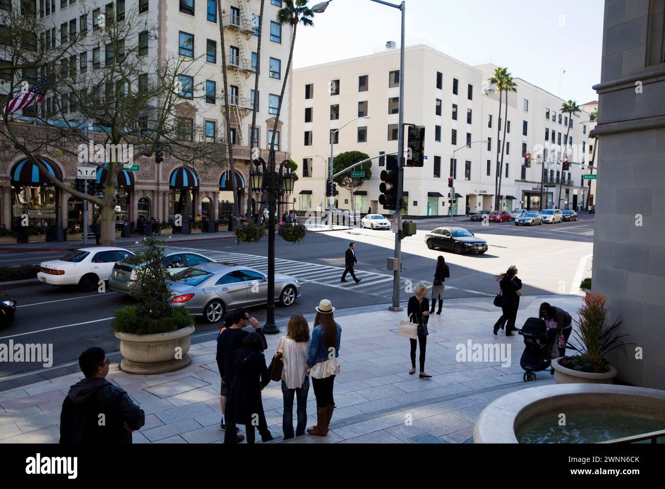 Daily life scenes from the Rodeo Drive area of Beverly Hills, CA Stock ...