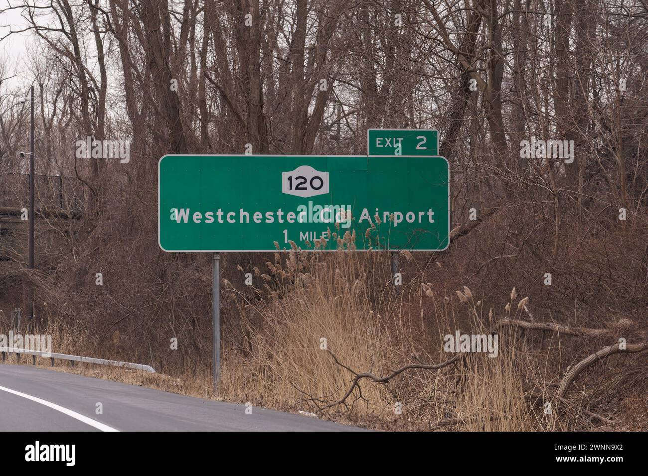 exit 2 sign on I-684 for NY-120 and Westchester County Airport ...