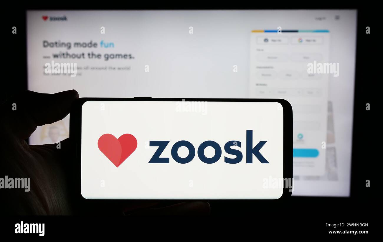 Data matching hi-res stock photography and images - Alamy