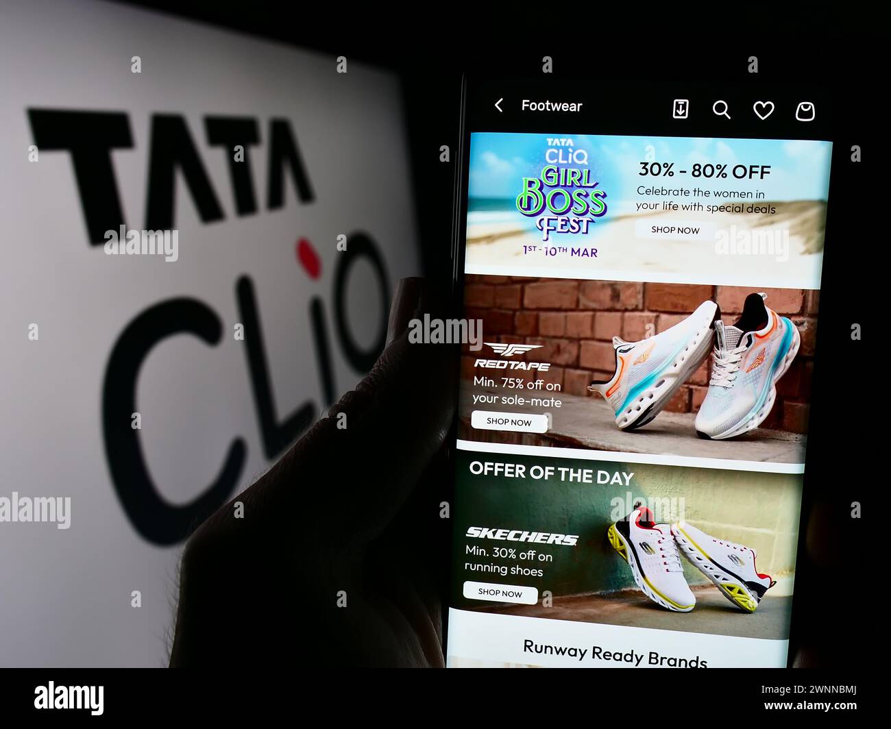 Tata cliq logo hi-res stock photography and images - Alamy