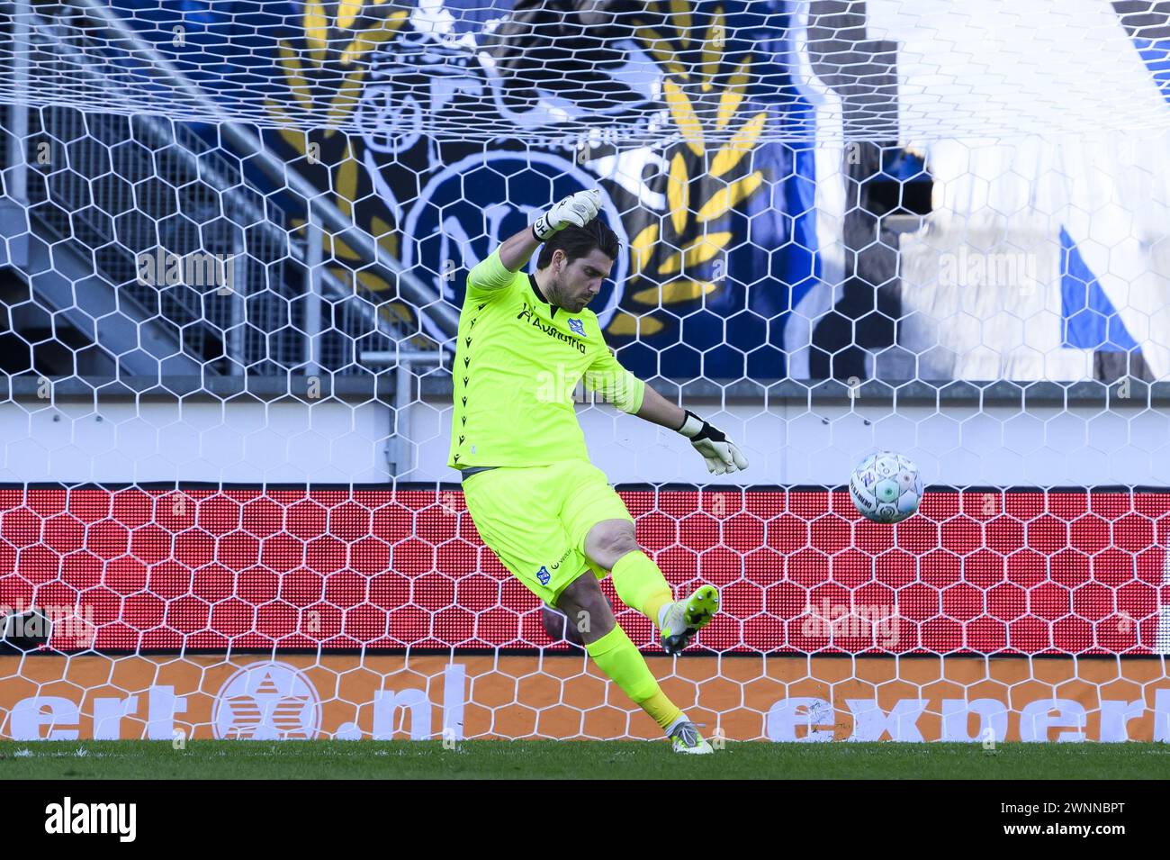 HEERENVEEN - SC Heerenveen goalkeeper Mickey van der Hart during the ...