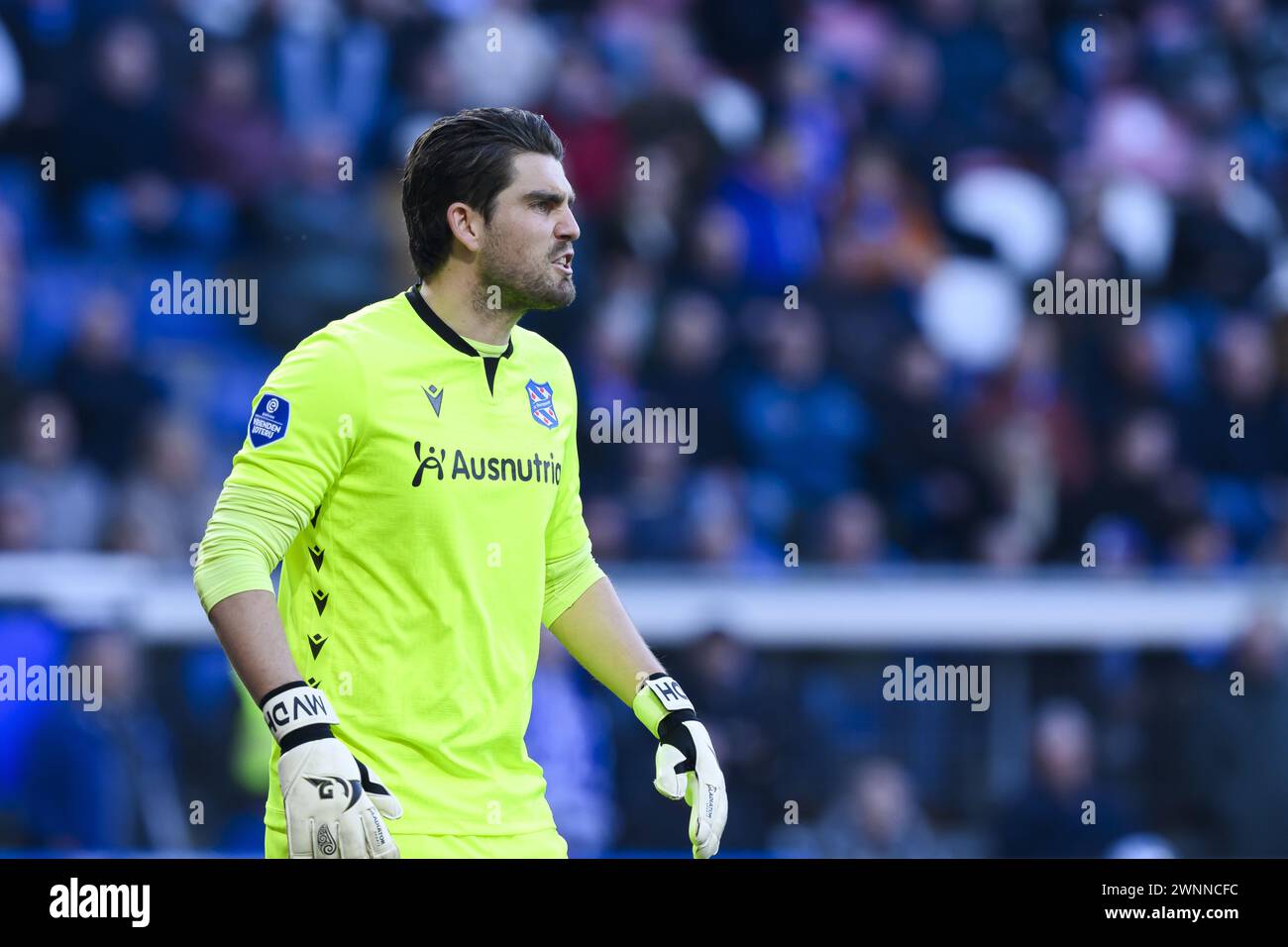 HEERENVEEN - SC Heerenveen goalkeeper Mickey van der Hart during the ...