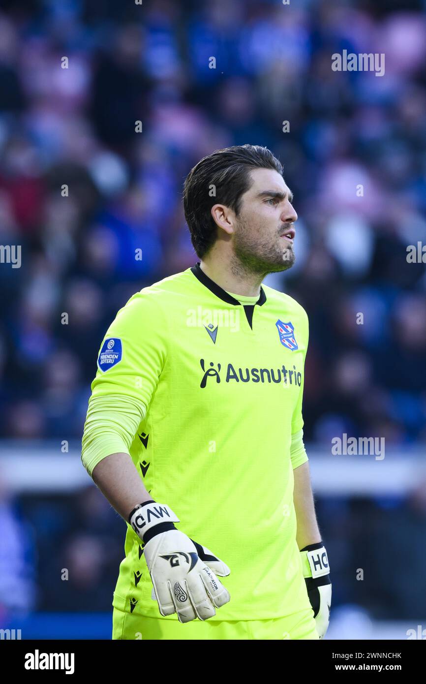 HEERENVEEN - SC Heerenveen goalkeeper Mickey van der Hart during the ...