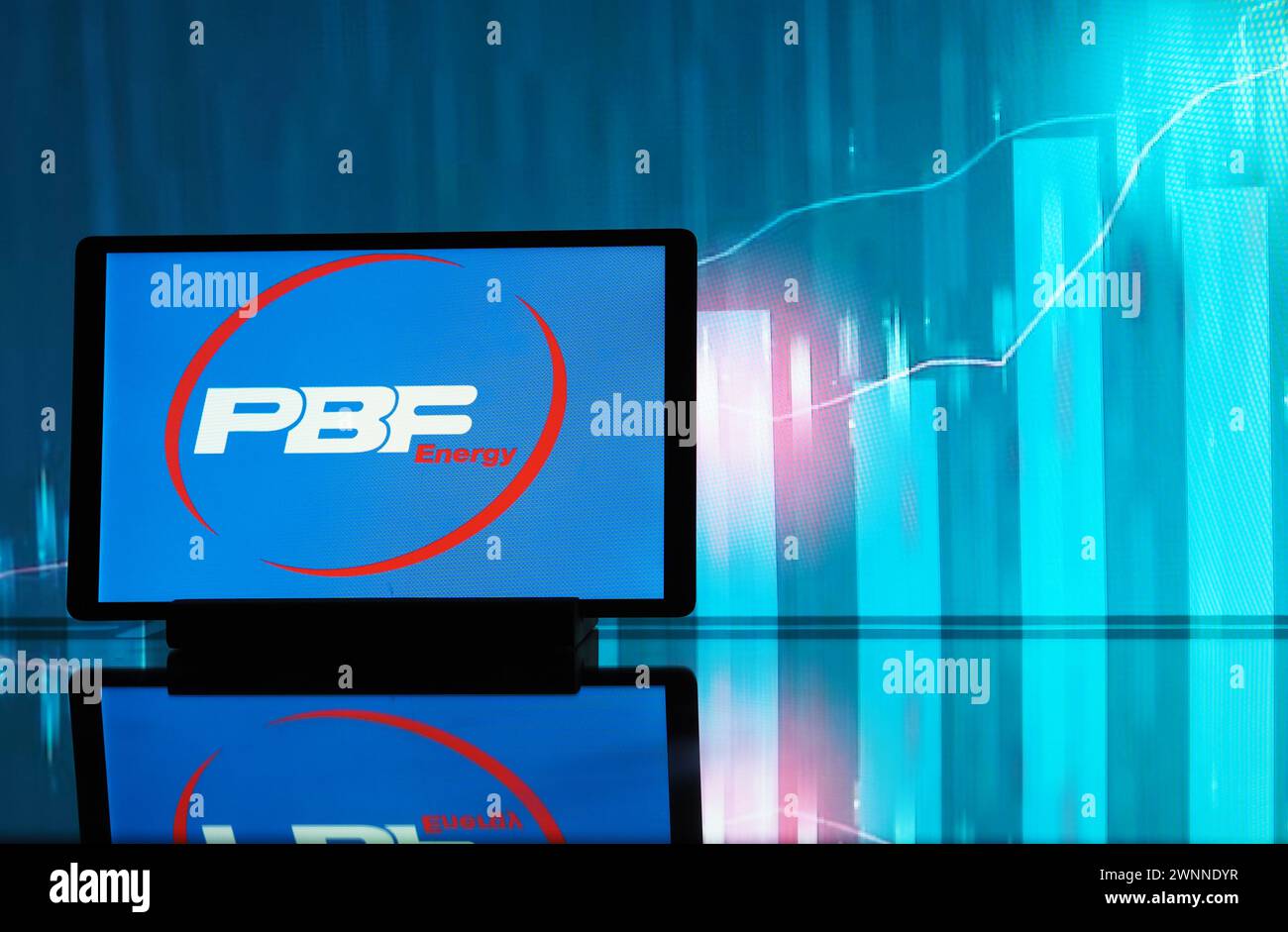 Pbf energy hi-res stock photography and images - Alamy