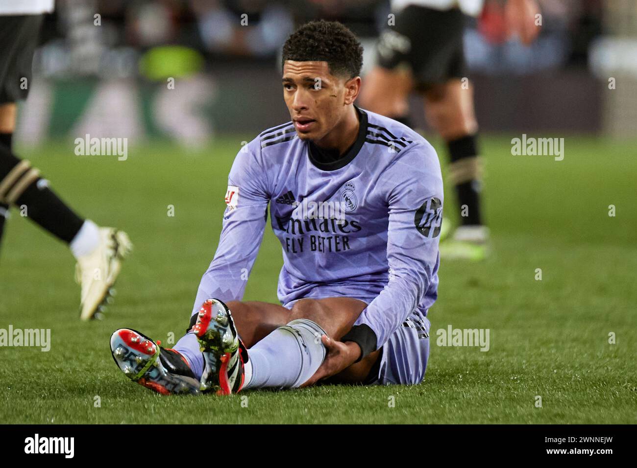 Jude bellingham real madrid 2024 hi-res stock photography and images ...