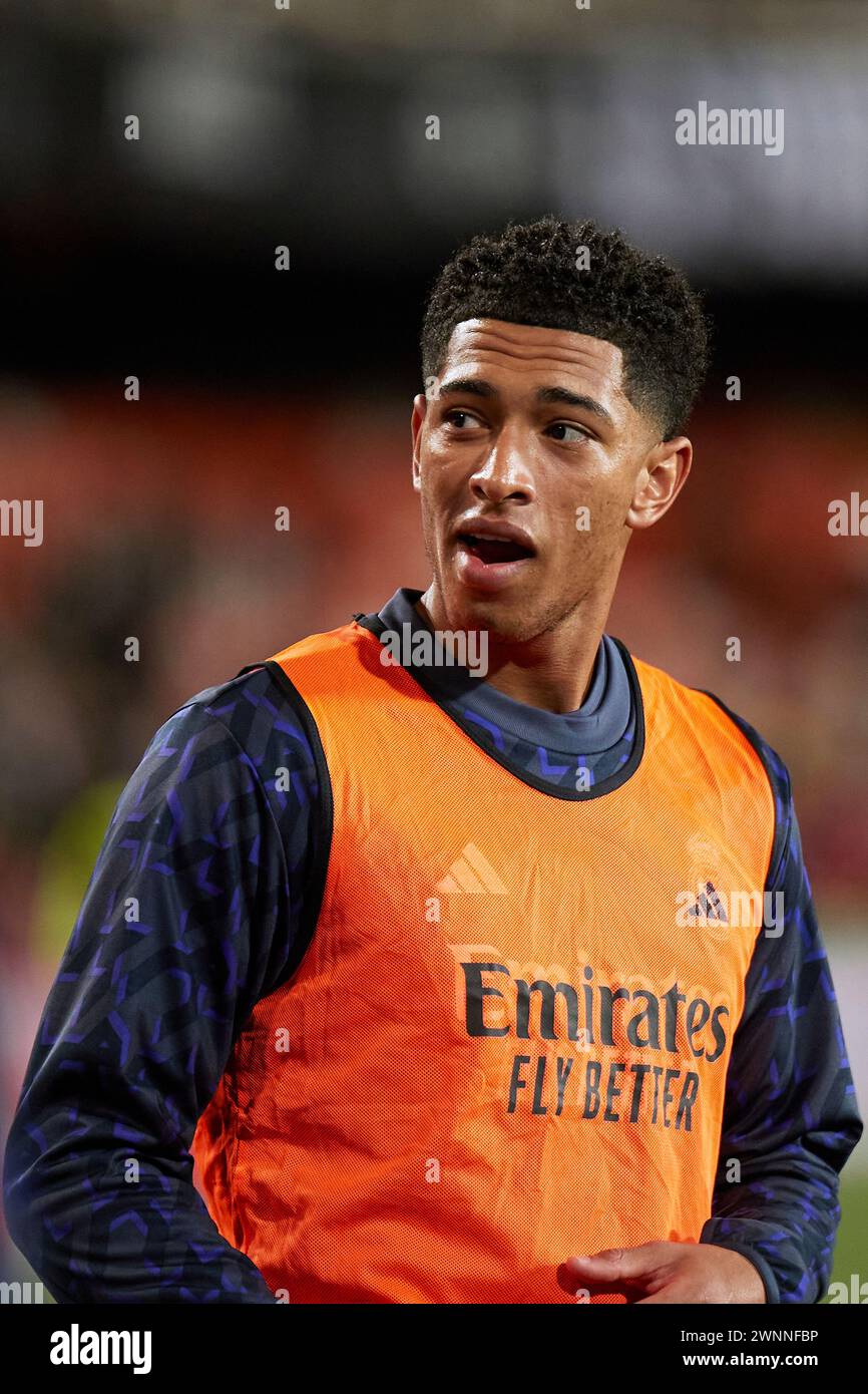 Jude bellingham real madrid 2024 hi-res stock photography and images ...