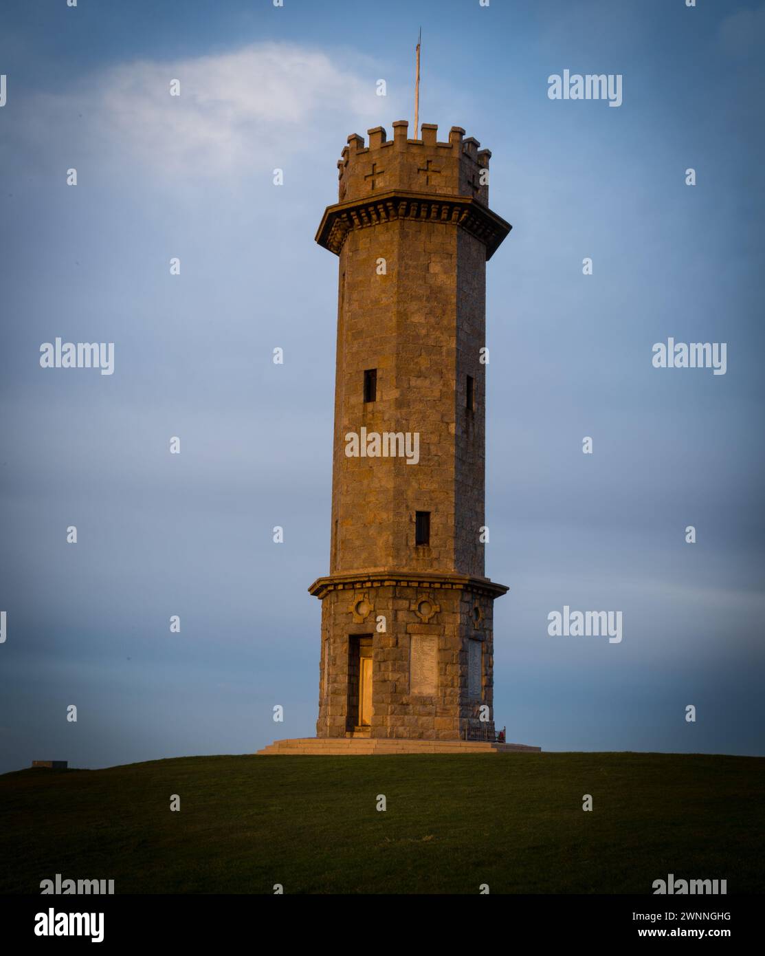Macduff war memorial hi-res stock photography and images - Alamy