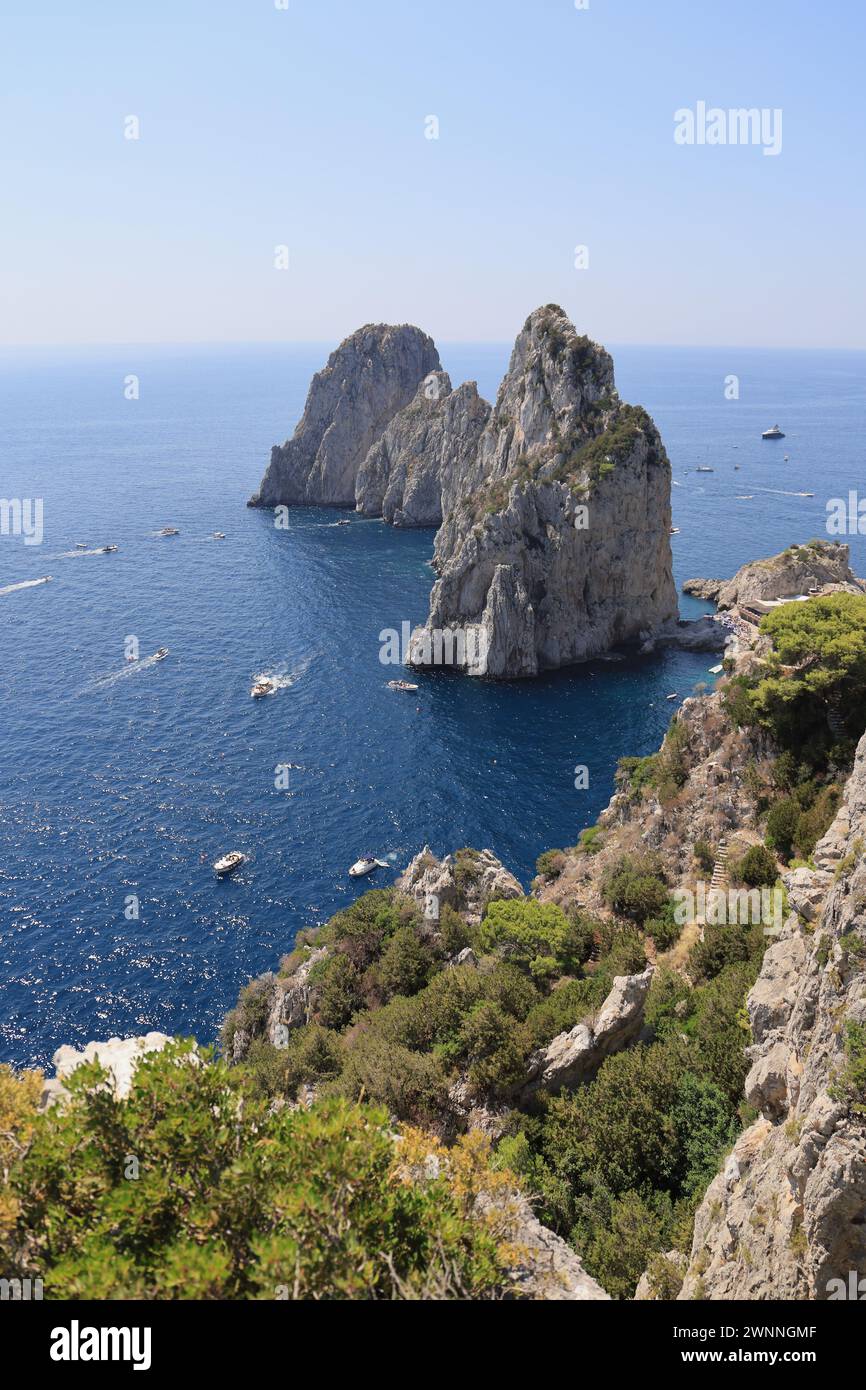 Panoramic view cliff capri island hi-res stock photography and images ...
