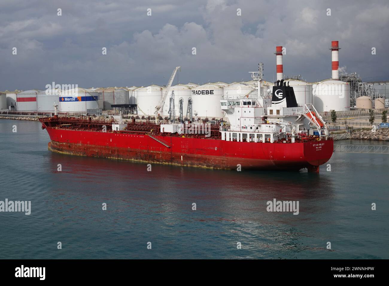 Lpg vessel aerial hi-res stock photography and images - Alamy