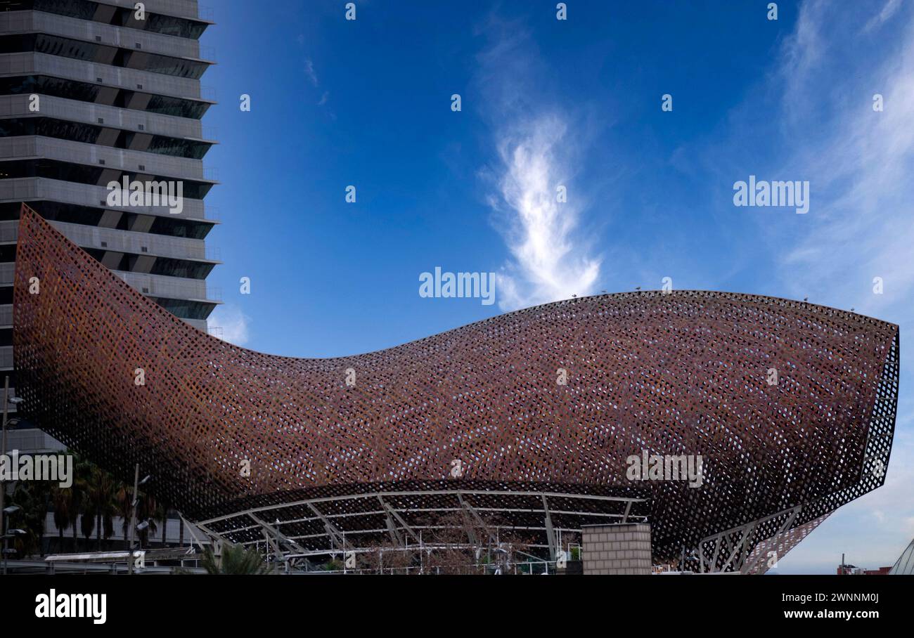 El Pez ,the Fish, by Frank Gehry Barcelona Spain Stock Photo - Alamy