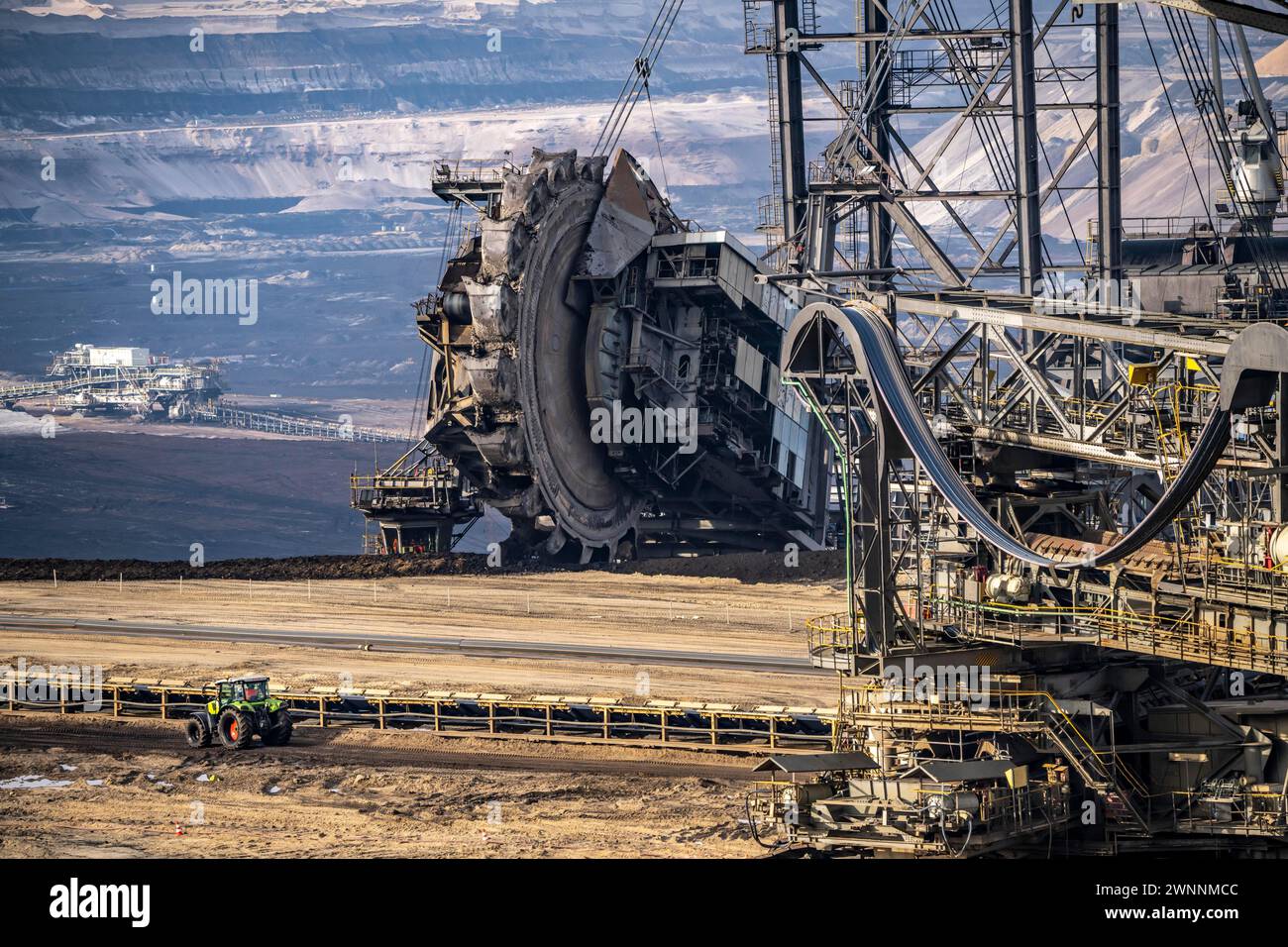 Coal mining wheel hi-res stock photography and images - Alamy