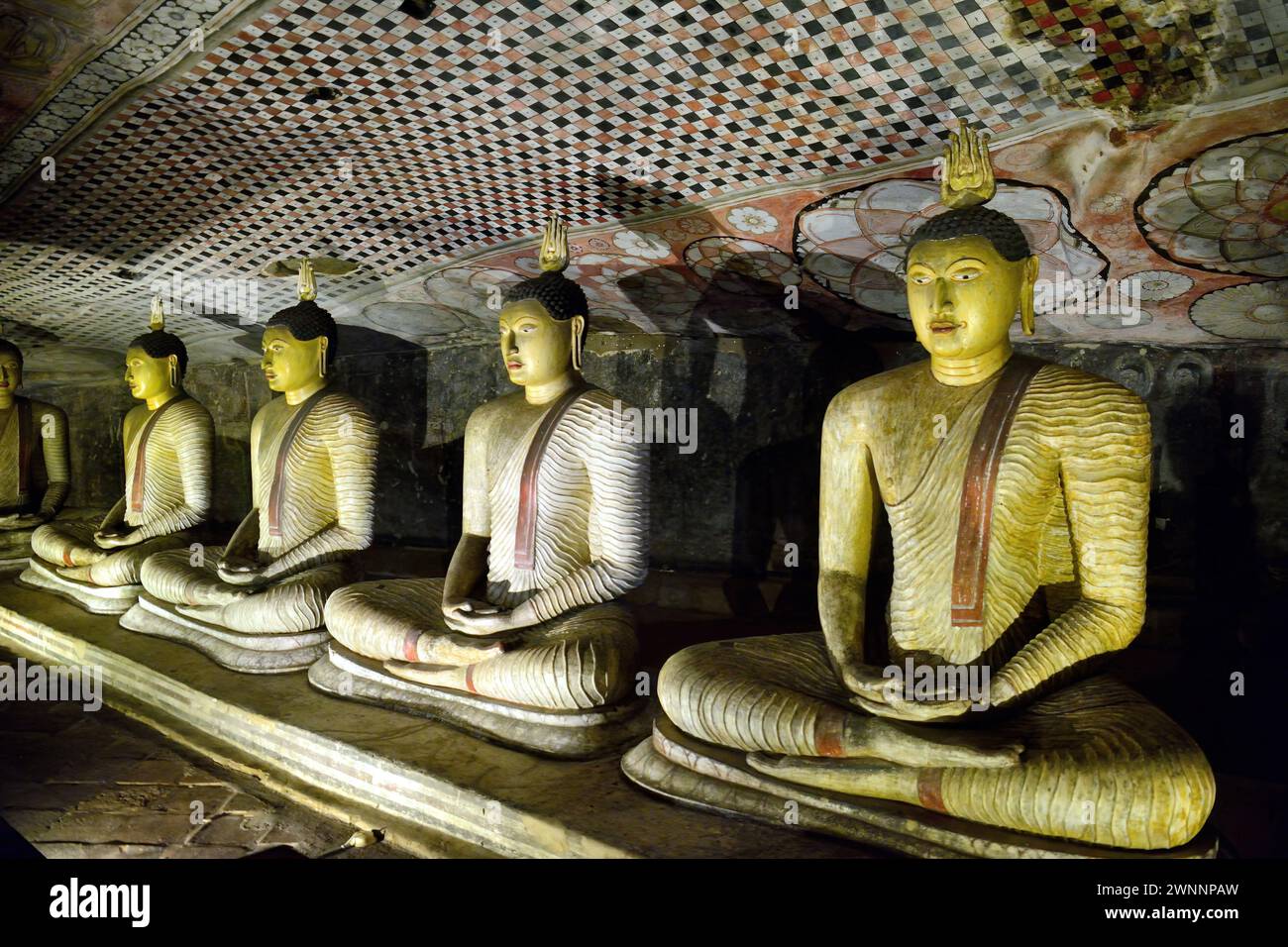 Dambulla cave temple, Golden Temple of Dambulla, Srí Lanka, Asia ...