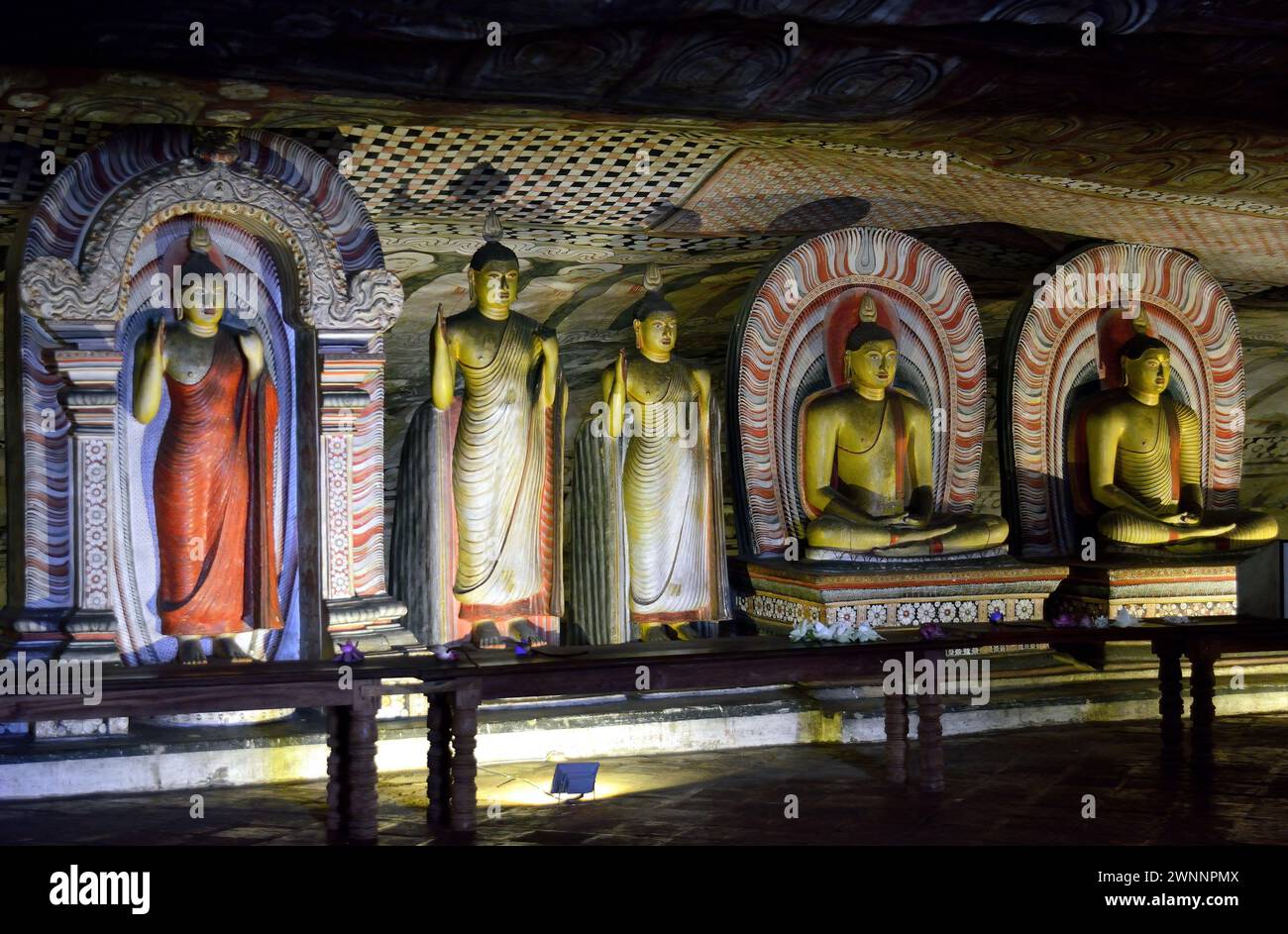 Dambulla cave temple, Golden Temple of Dambulla, Srí Lanka, Asia ...