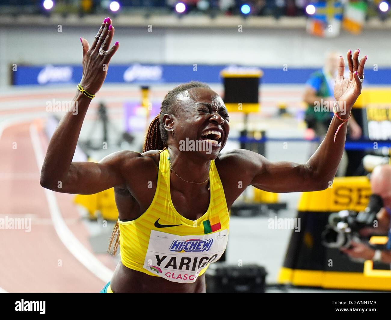 Benin's Noelle Yarigo celebrates bronze in the Womens' 800m Final ...