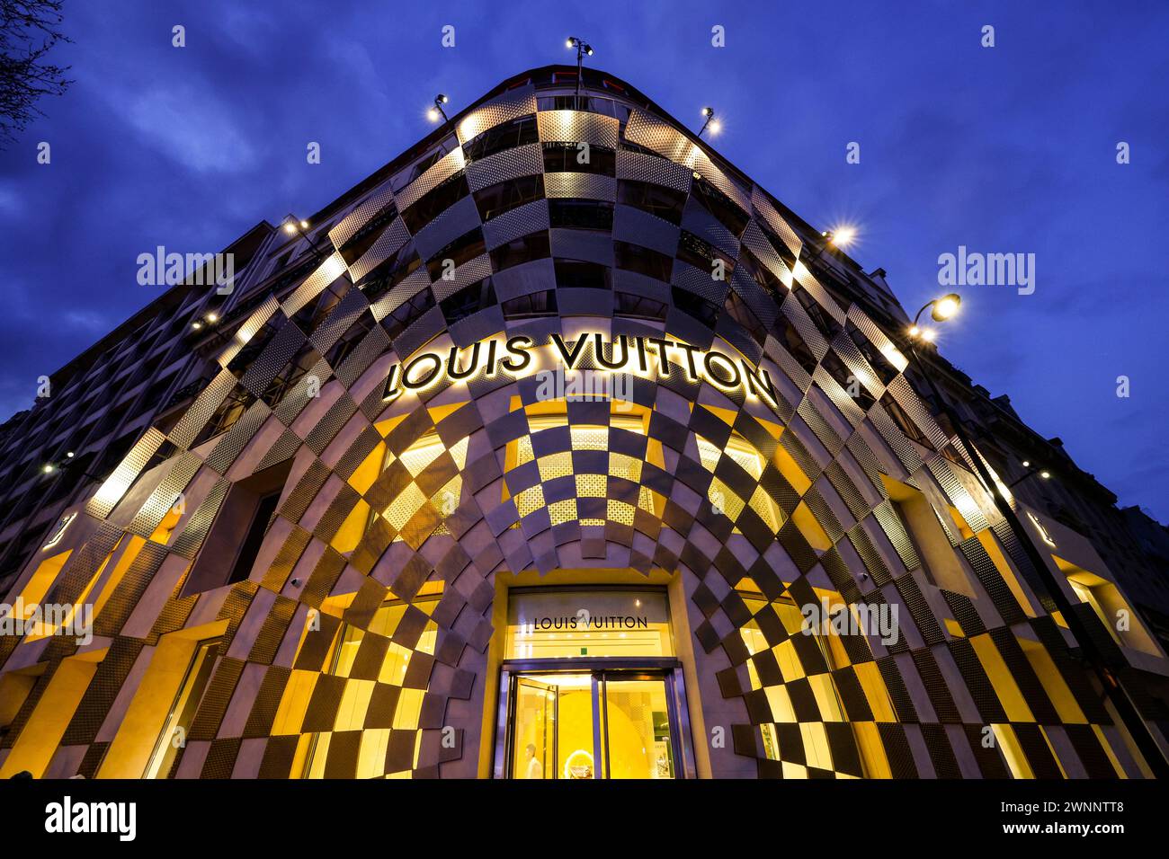 Pharrell williams for louis vuitton hi-res stock photography and images ...