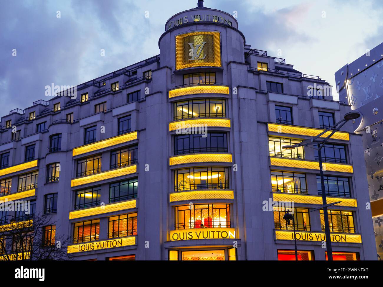 Mallette bois hi-res stock photography and images - Alamy