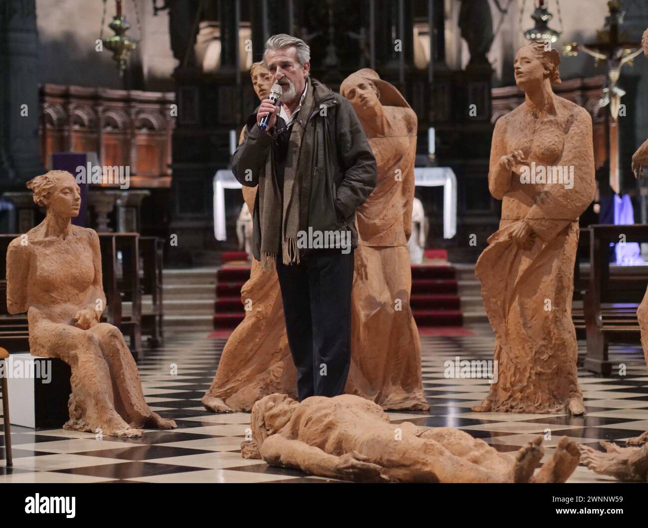 Bergamo, . 03rd Mar, 2024. 8 life-size terracotta sculptures with great ...