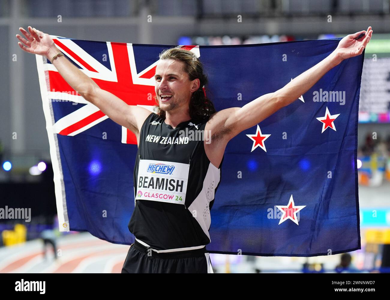 New Zealand's Geordie Beamish celebrates gold in the Men's 1500m final ...