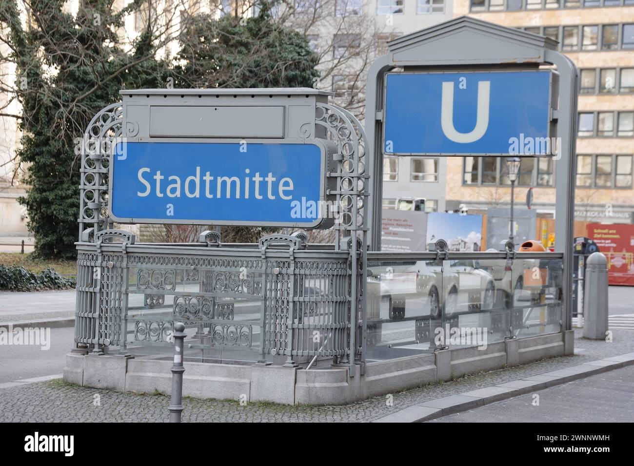 Deutschland, Berlin, U-Bahnhof Stadtmitte, Bahnhof der U-Bahn-Linien U2 ...