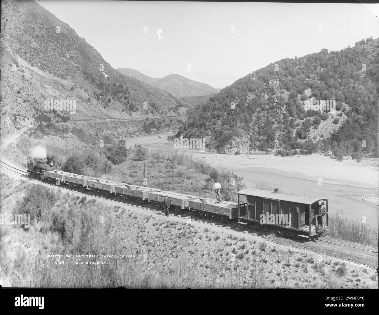 Train 1920s hi-res stock photography and images - Alamy