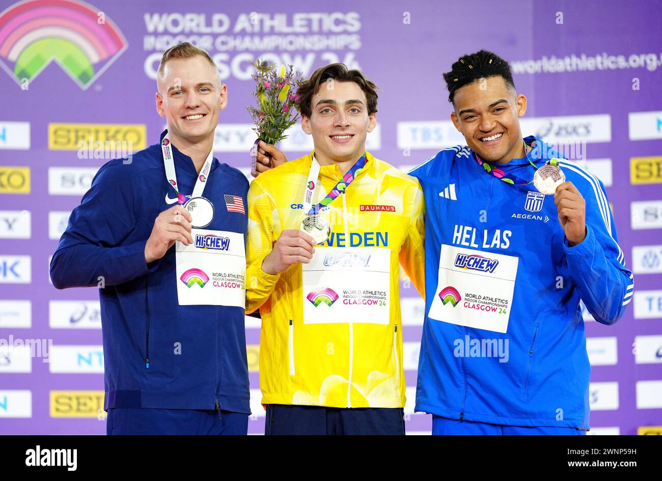 USA's Sam Kendricks, silver, Sweden's Armand Duplantis, gold, and ...