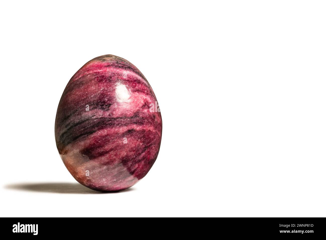 Still life with red egg hi-res stock photography and images - Alamy