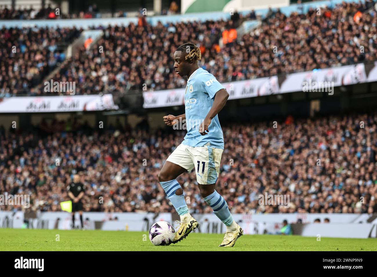 Jérémy Doku of Manchester City with the ball during the Premier League ...