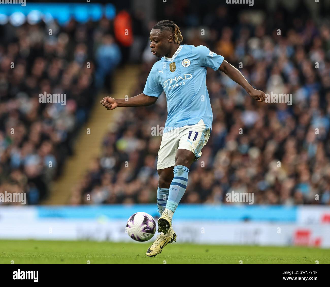 Jérémy Doku of Manchester City with the ball during the Premier League ...
