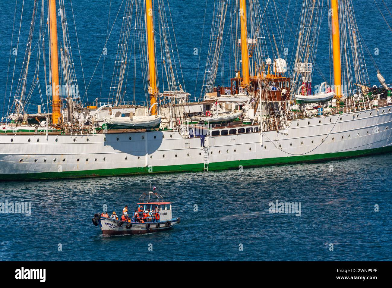 Escuela esmeralda hi-res stock photography and images - Alamy