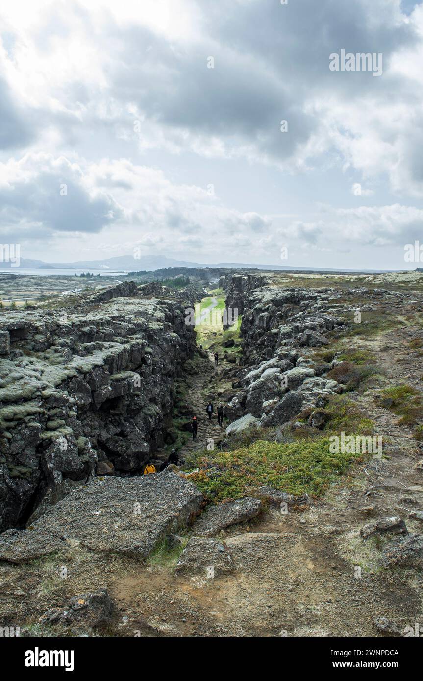 Visible Tectonic plates in Thingvellir National Park- UNESCO World ...