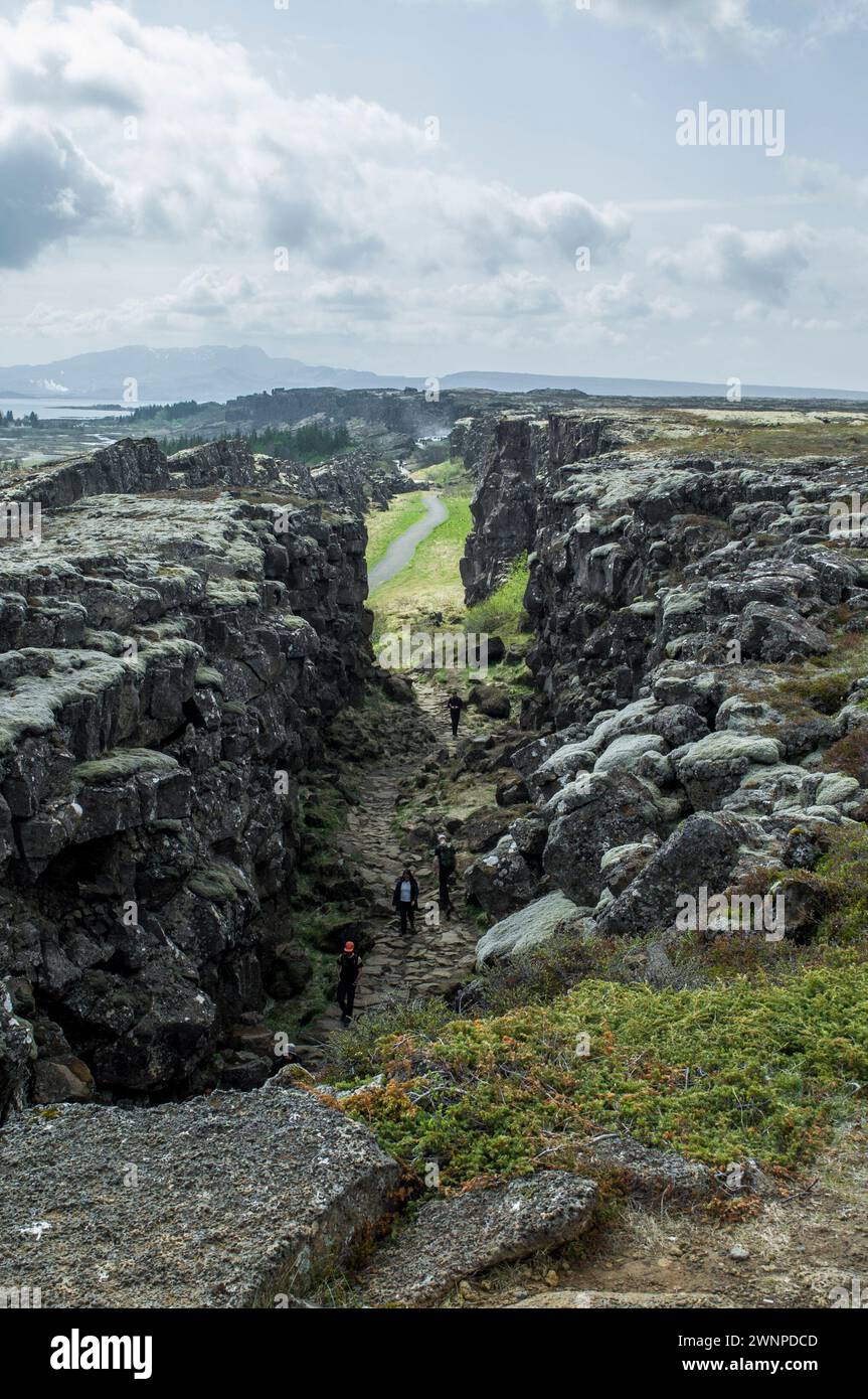 Visible Tectonic plates in Thingvellir National Park- UNESCO World ...