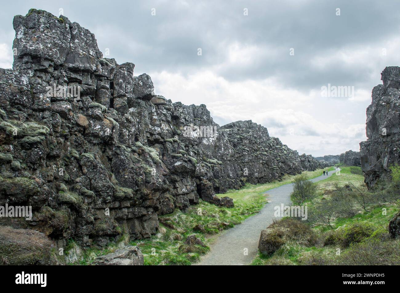 Visible Tectonic plates in Thingvellir National Park- UNESCO World ...