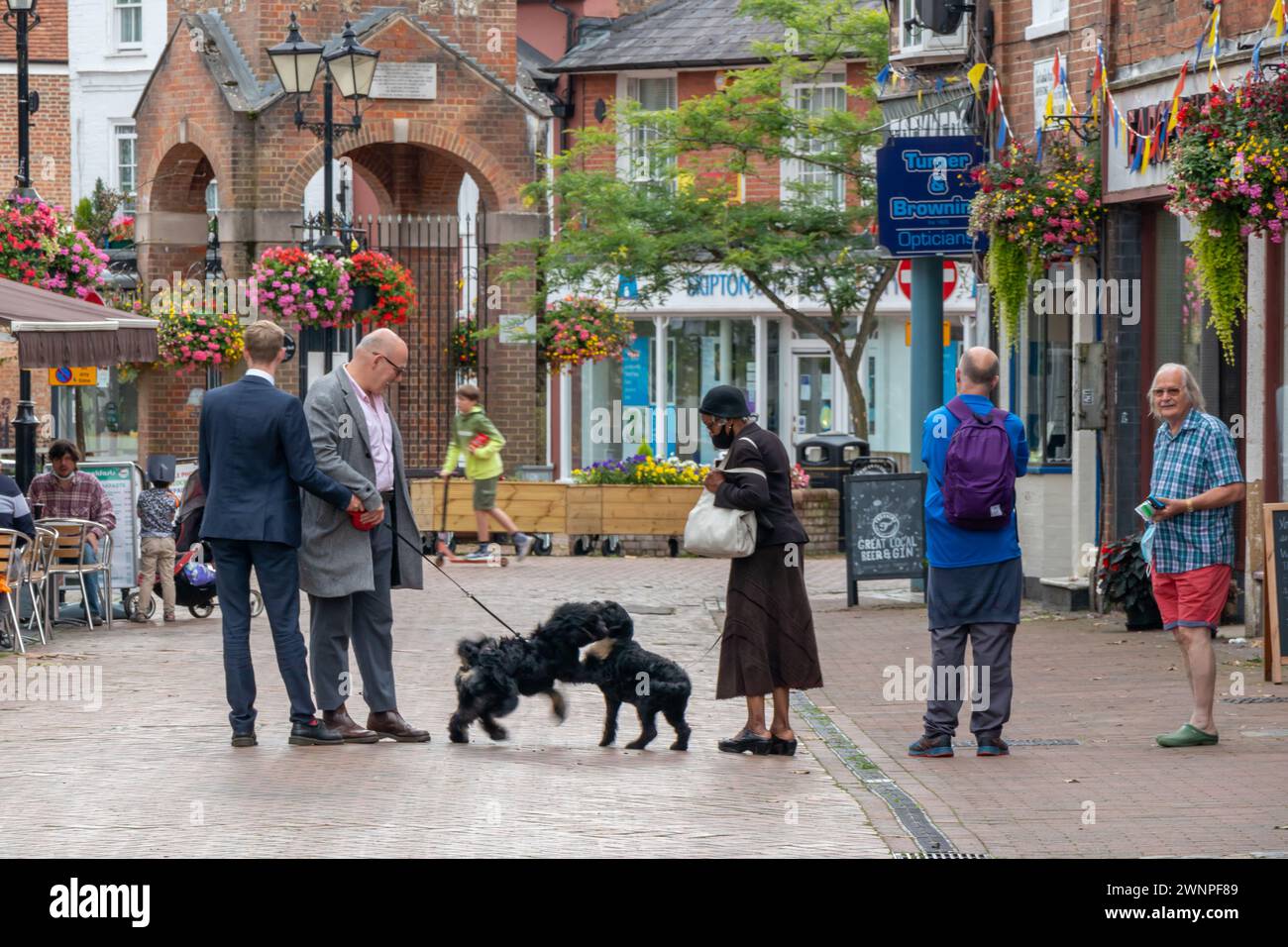 High street chesham buckinghamshire england hi-res stock photography ...