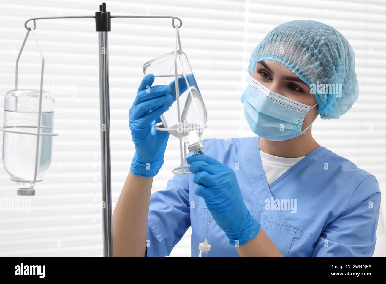 Nurse at work drip hi-res stock photography and images - Alamy